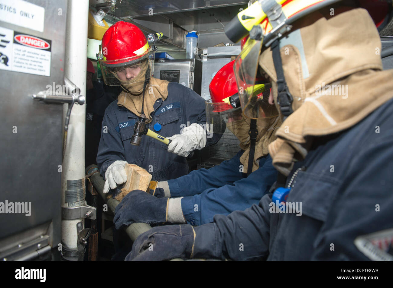 U s navy damage controlman fireman hi-res stock photography and images ...