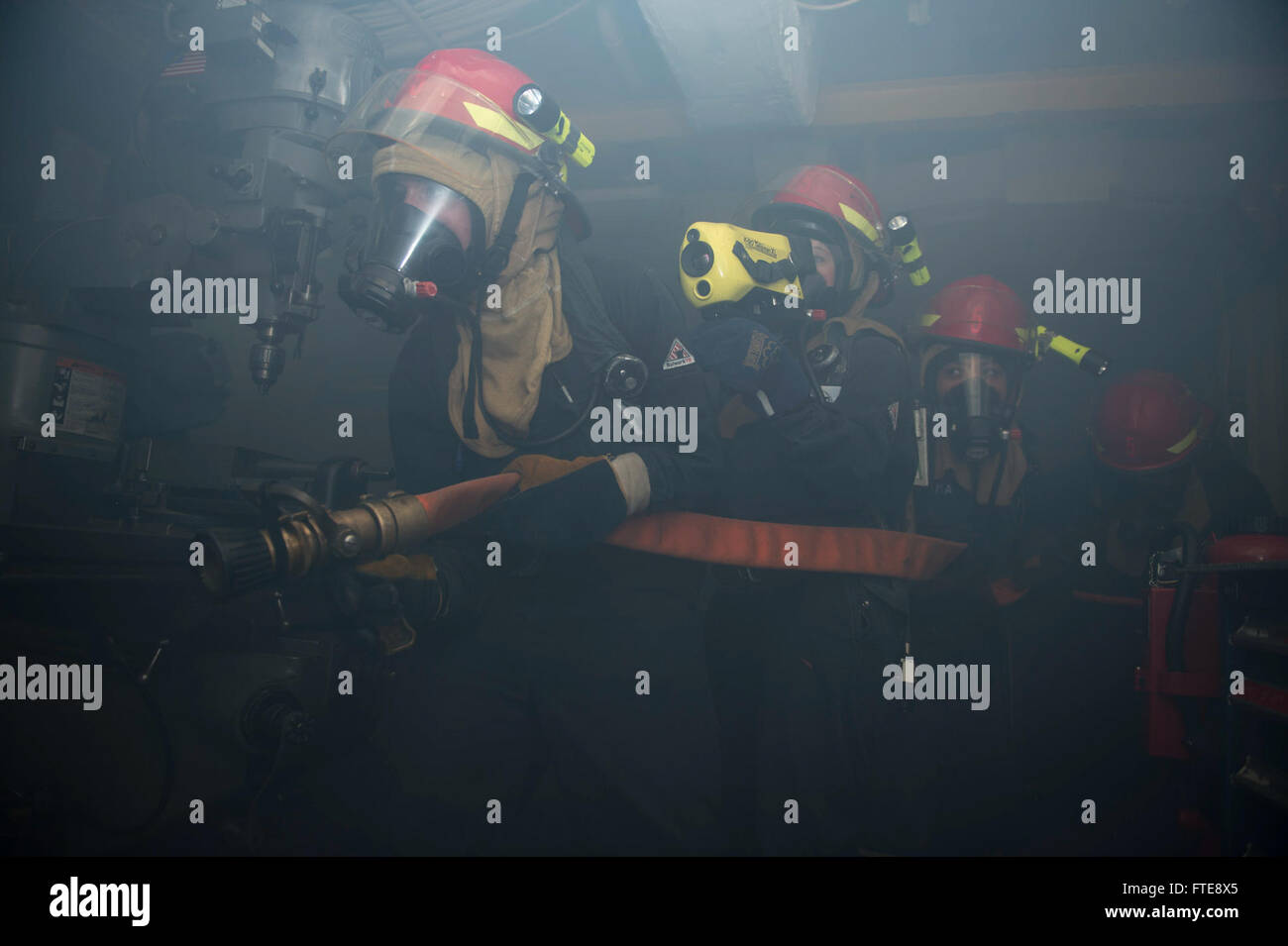 From left u s navy apprentice hi-res stock photography and images - Alamy