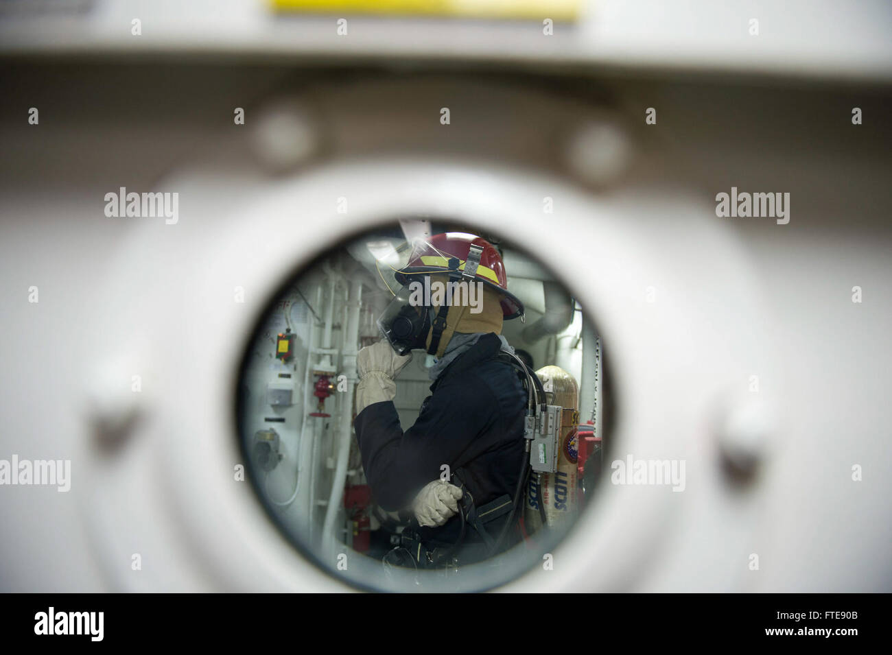 Navy crew quarters hi-res stock photography and images - Alamy
