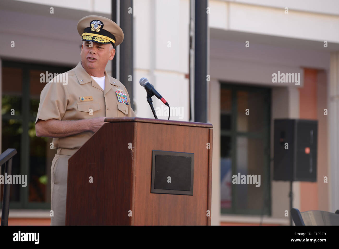 Chief petty officer mess hi-res stock photography and images - Alamy