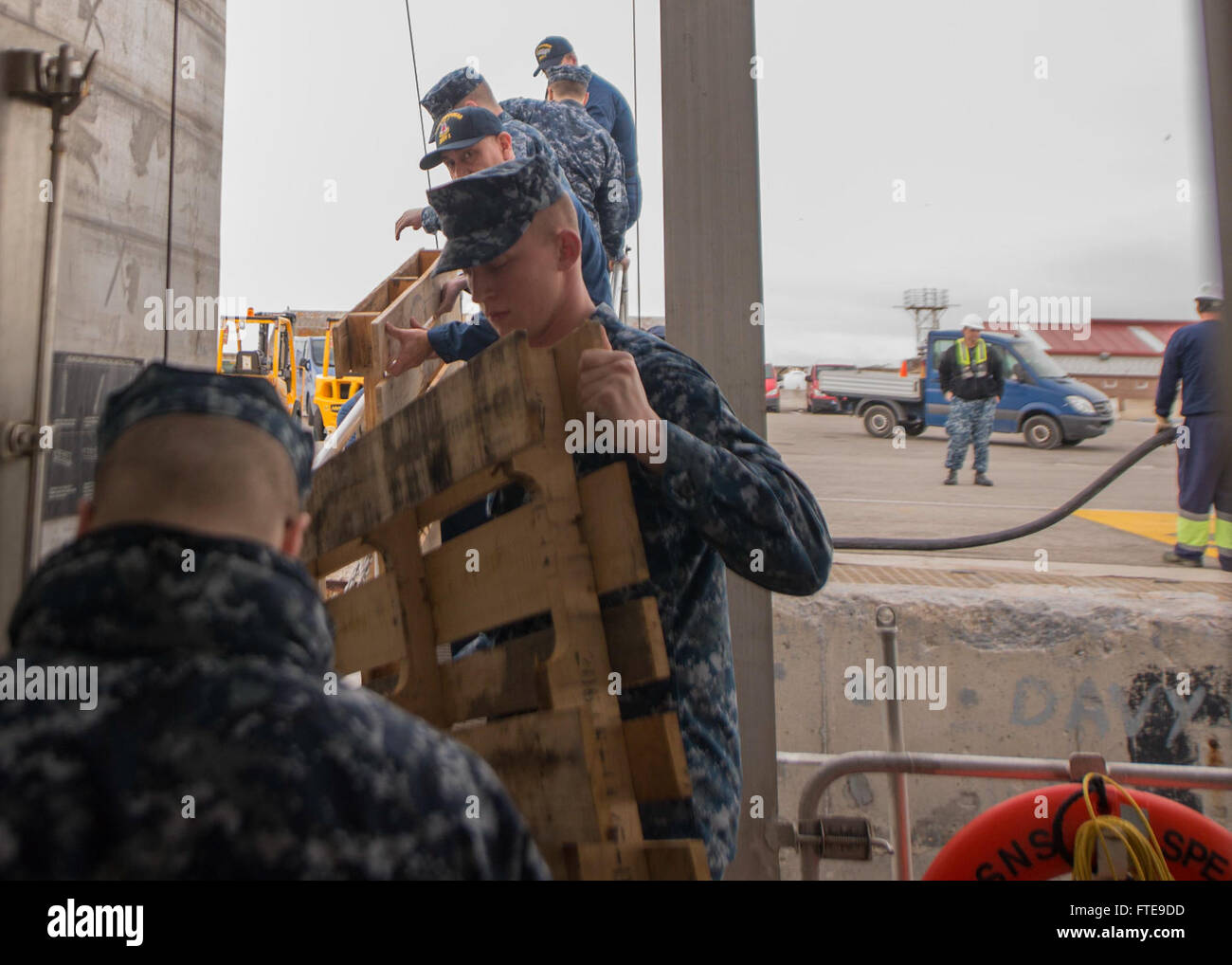 Sailors aboard the USNS Spearhead (JHSV 1), the U.S. Navy's first joint ...