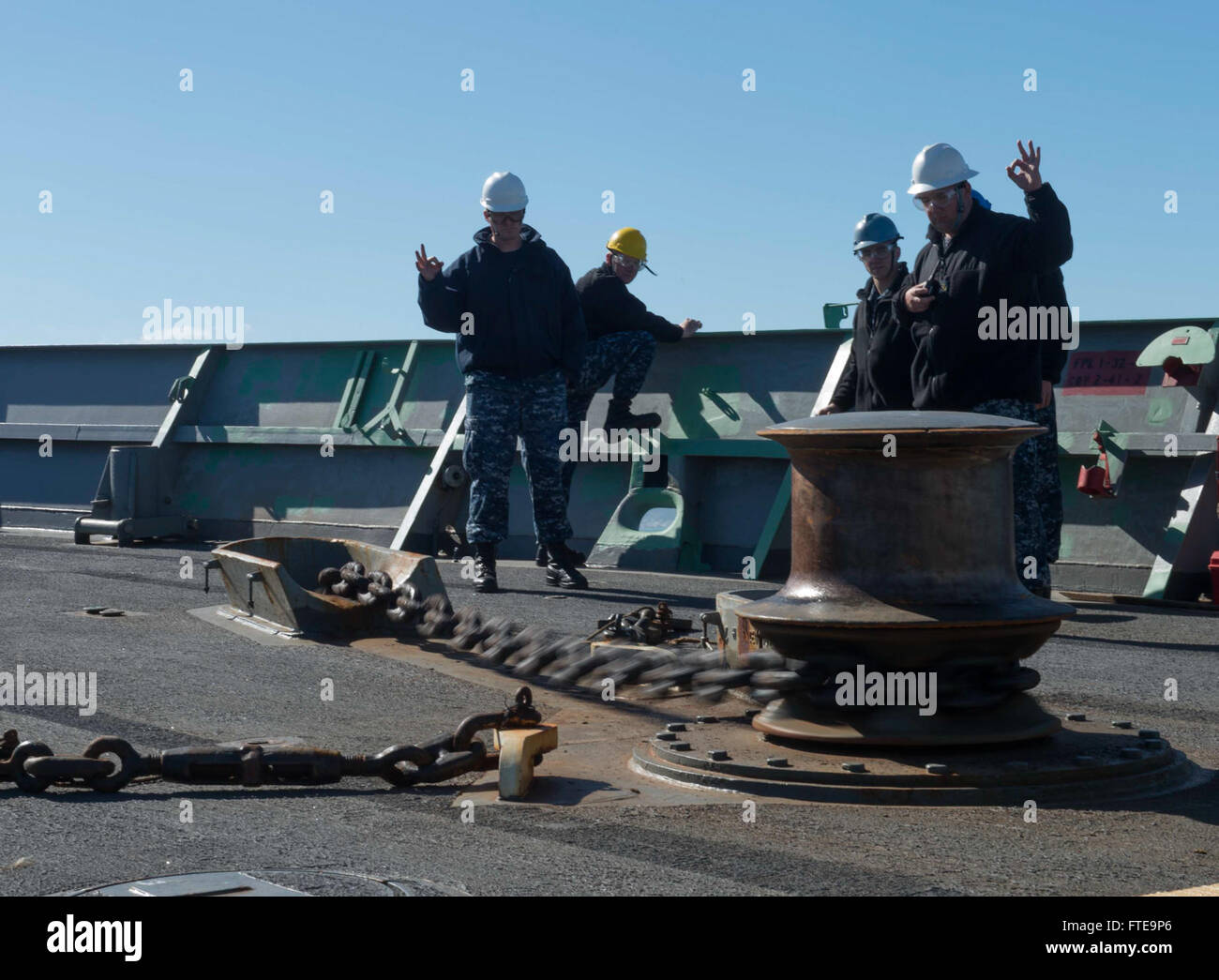 Sailors aboard the USS Elrod (FFG 55), an Oliver Hazard Perry-class ...