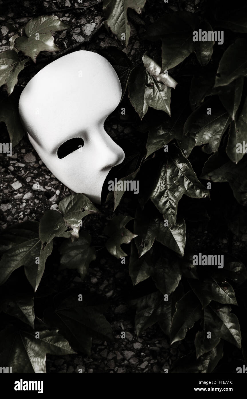 Phantom of the opera theatre still hi-res stock photography and images ...
