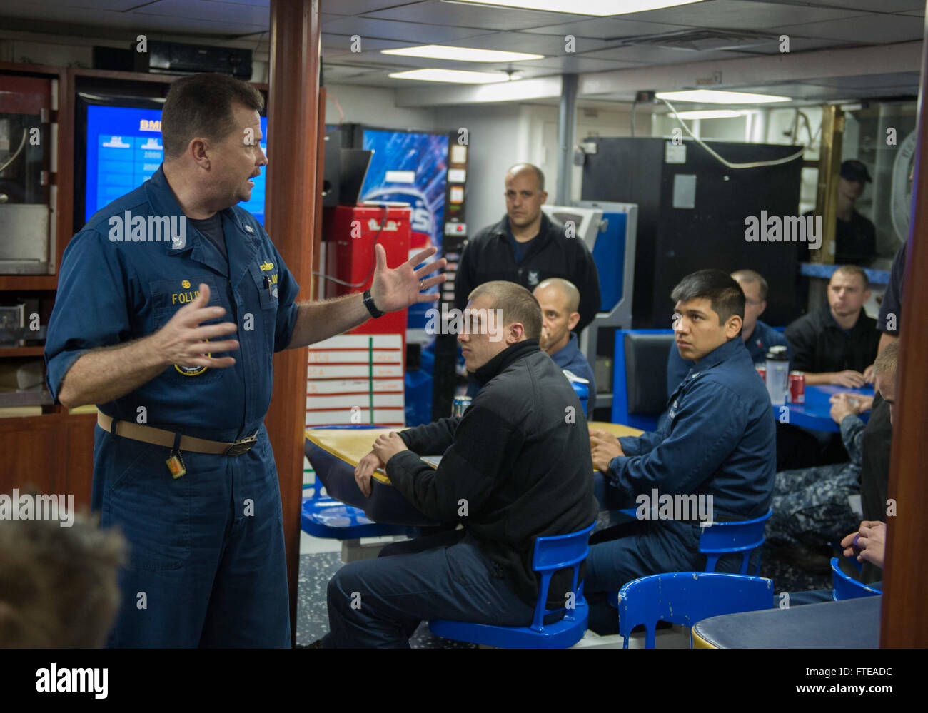 African american us navy hi-res stock photography and images - Alamy