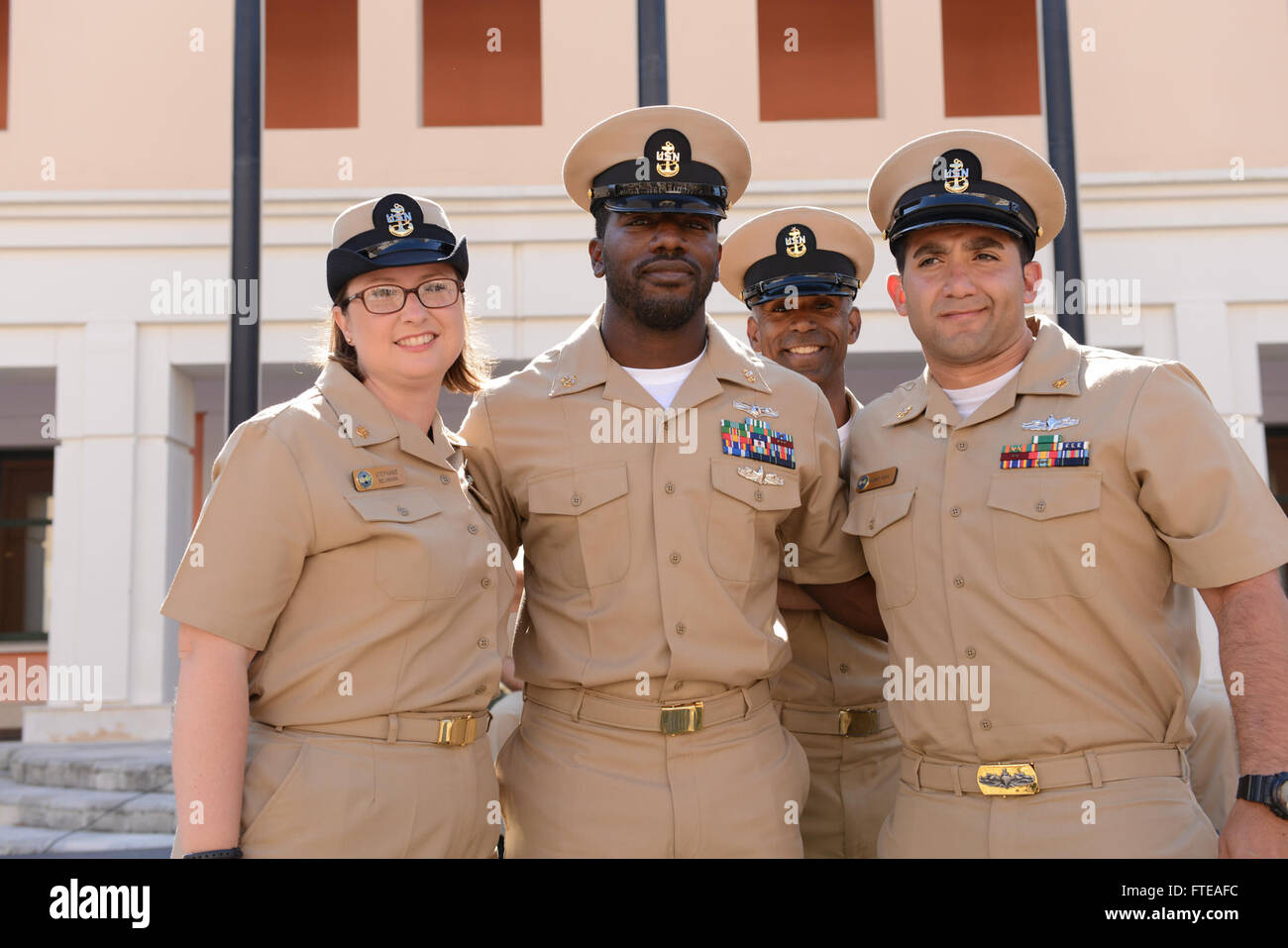 Us navy chief petty officer hi-res stock photography and images - Alamy