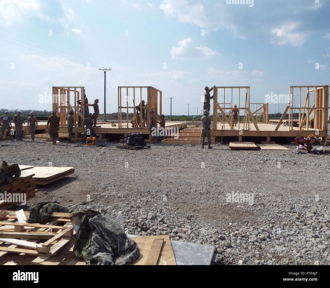 U s navy seabees from naval mobile construction battalion nmcb hi-res ...