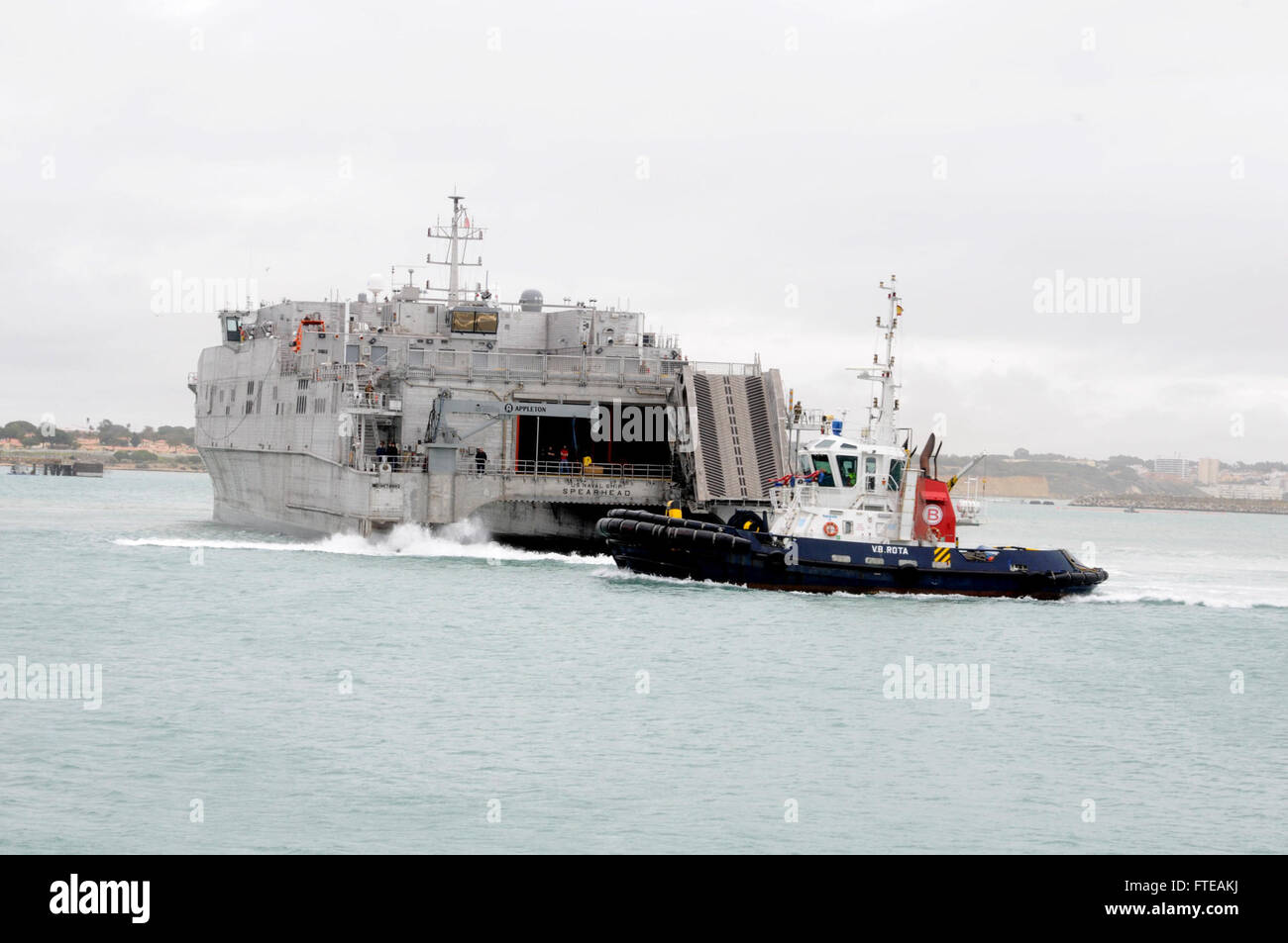 The USNS Spearhead (JHSV 1), a Military Sealift Command joint high ...