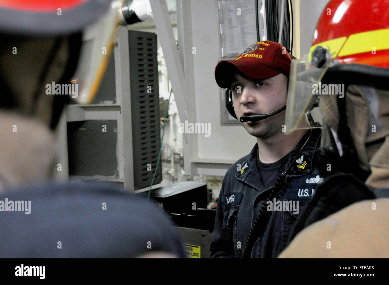 Hull maintenance technician 1st class hi-res stock photography and ...