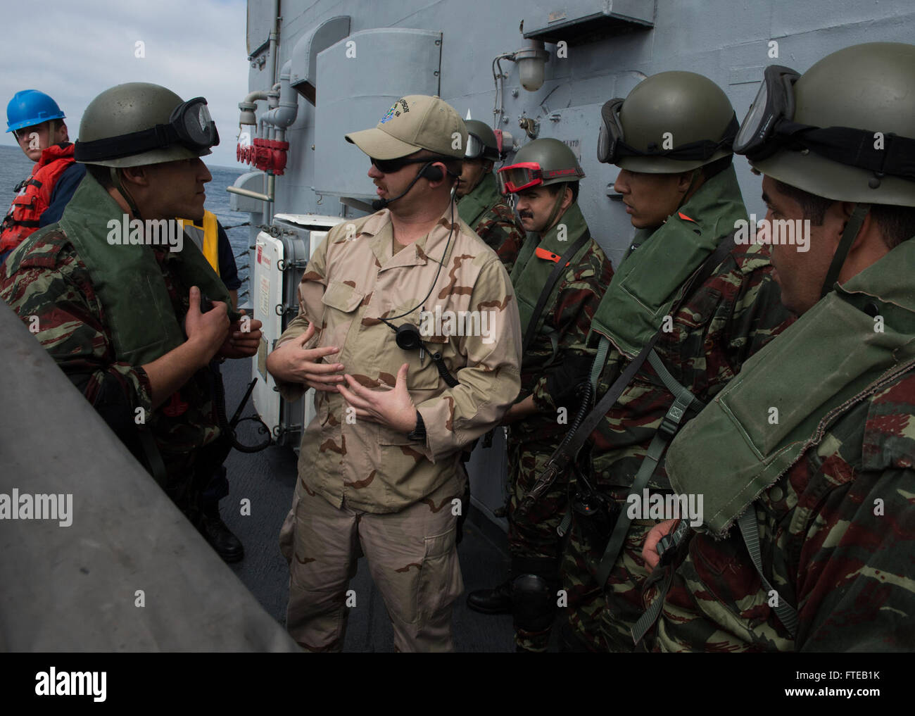 U s navy chief fire controlman hi-res stock photography and images - Alamy