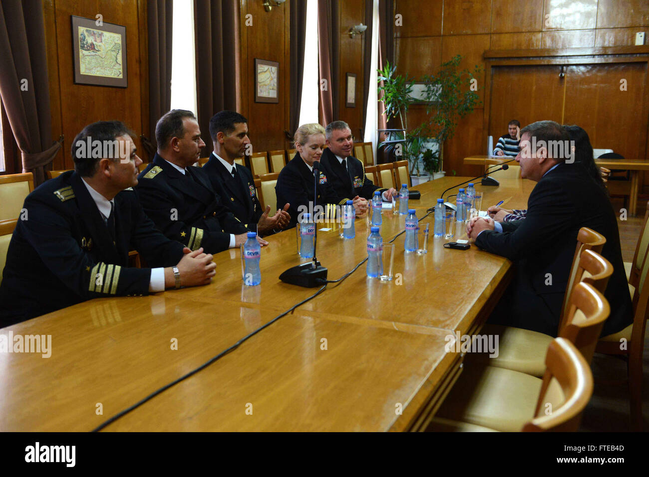 Deputy commanding officer for operations hi-res stock photography and ...