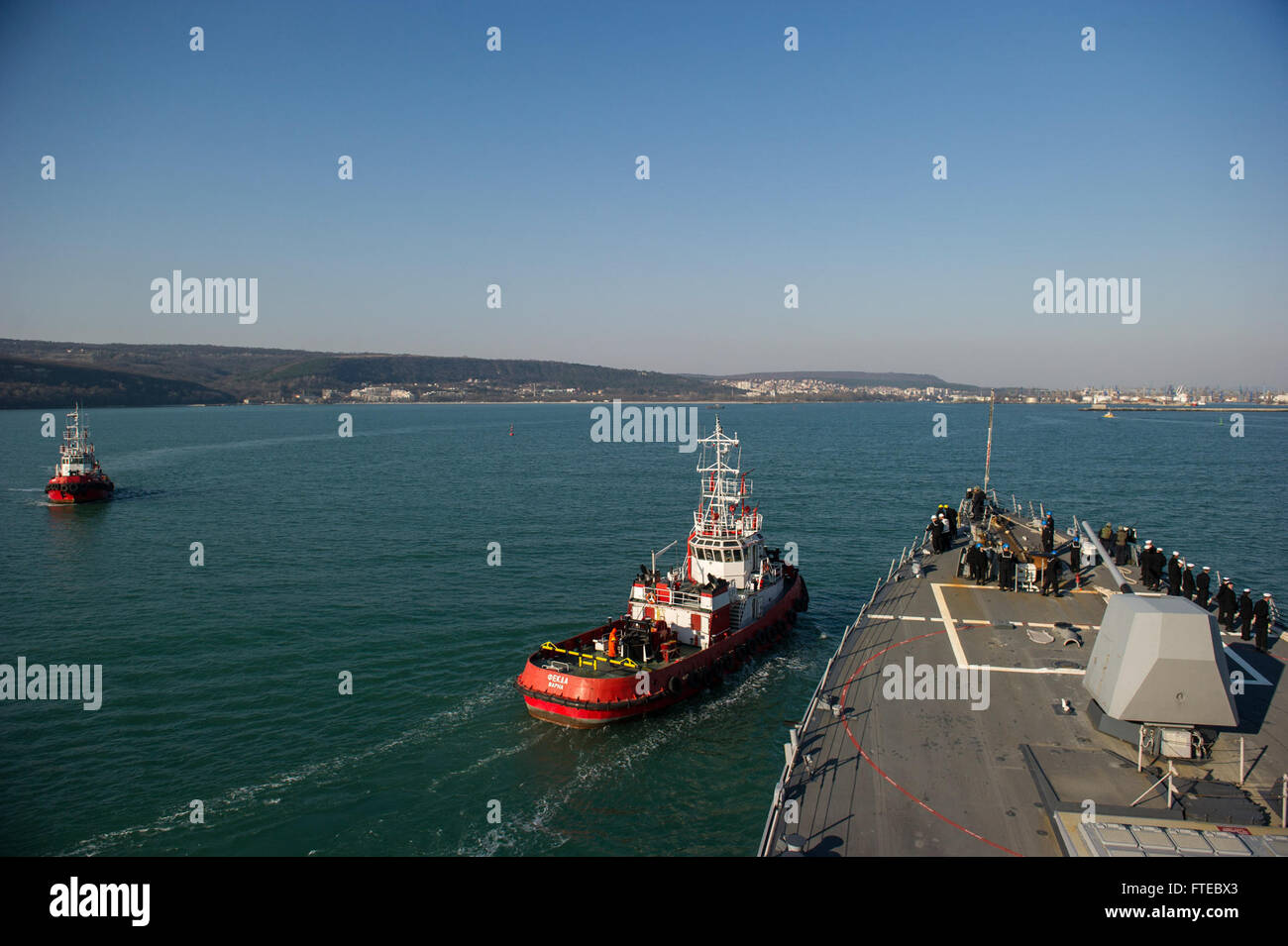 The USS Truxtun (DDG 103), an Arleigh Burke-class guided-missile ...