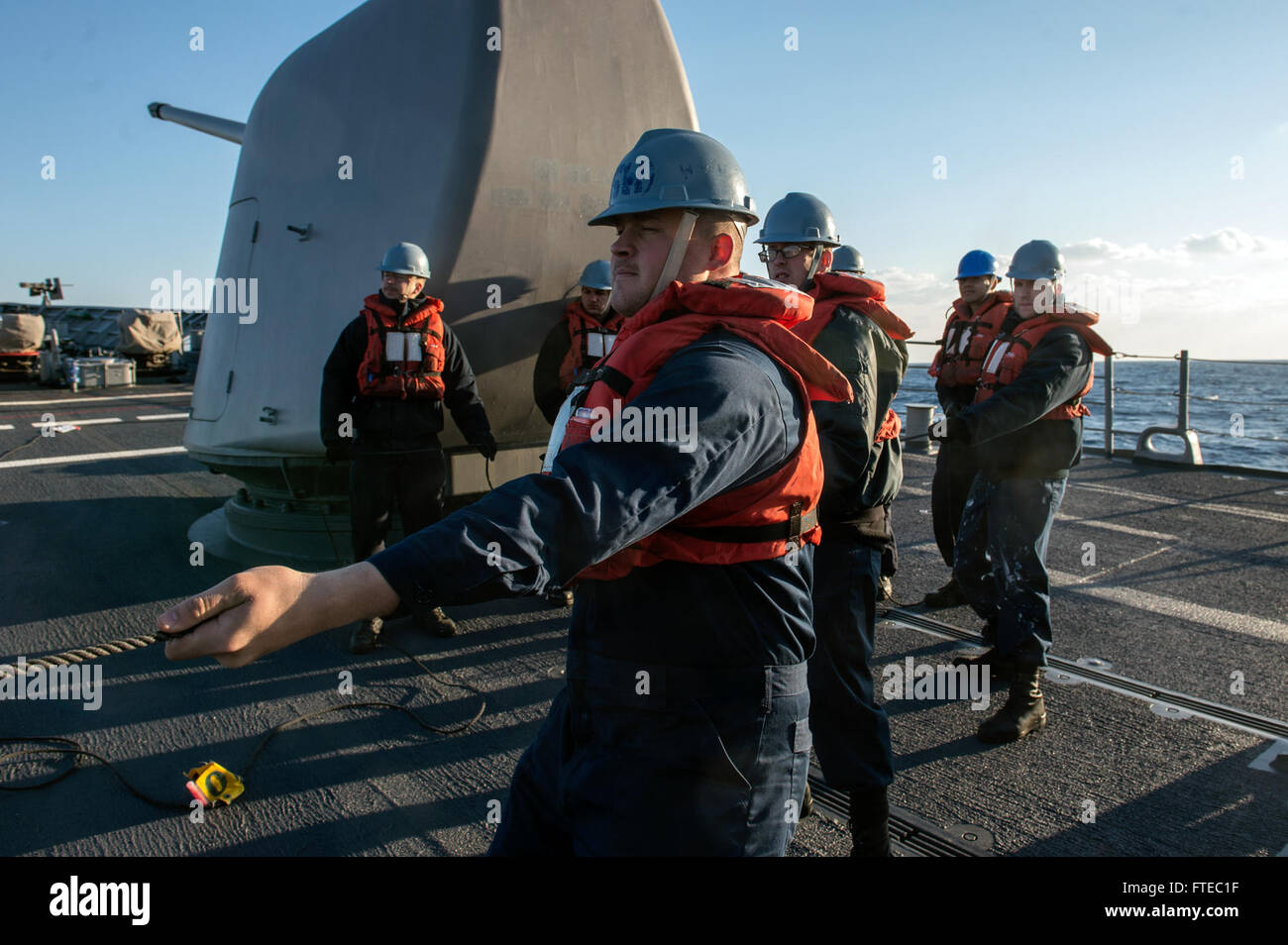 Usns john lenthall t ao 198 hi-res stock photography and images - Alamy