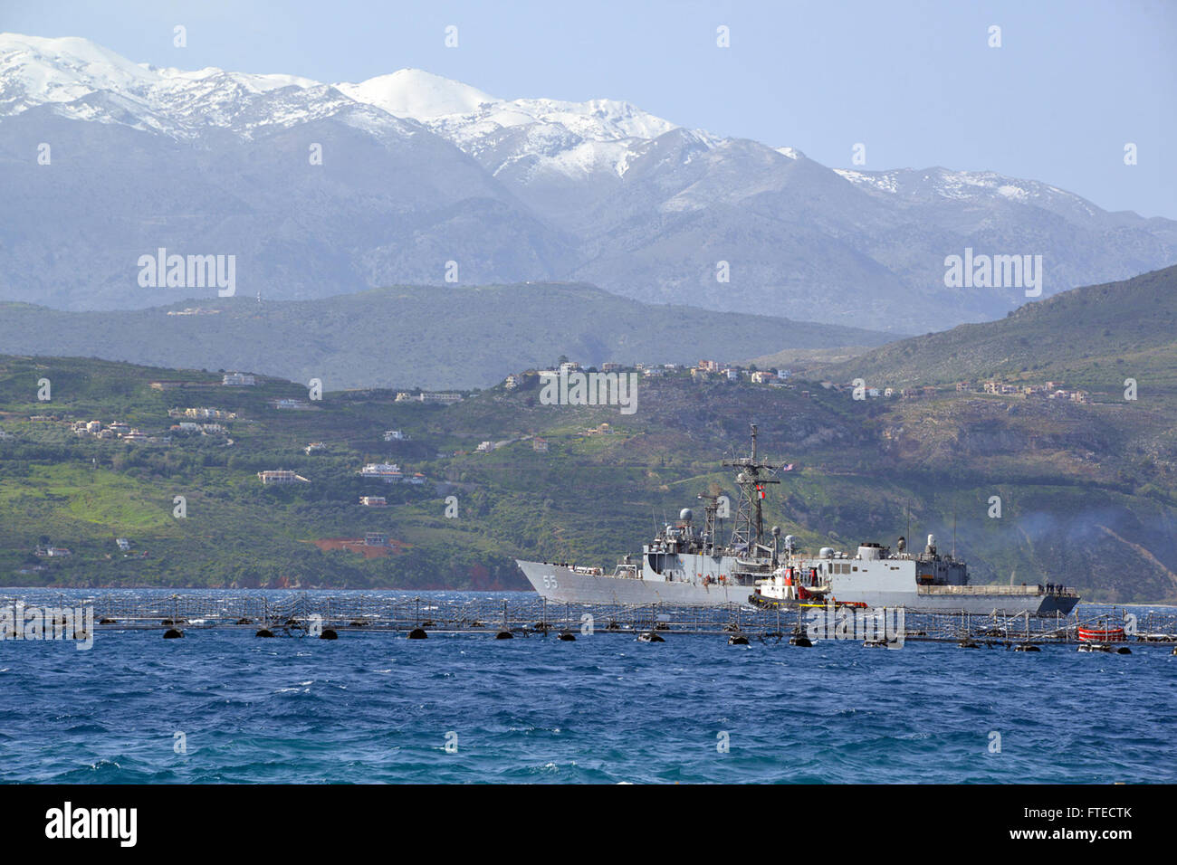 Uss elrod ffg 55 hi-res stock photography and images - Alamy