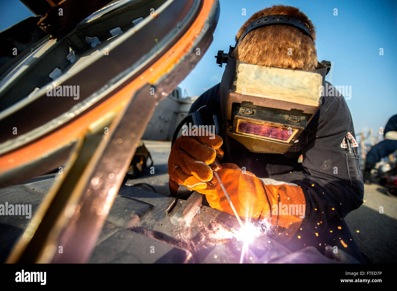 Hatch cover hi-res stock photography and images - Alamy
