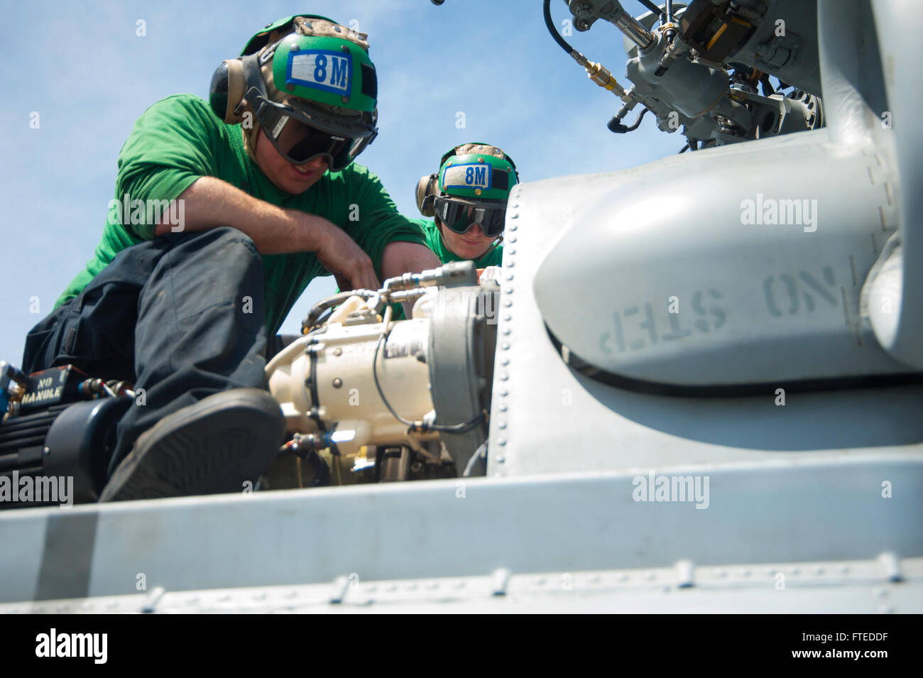 Aviation structural mechanic airman hi-res stock photography and images ...