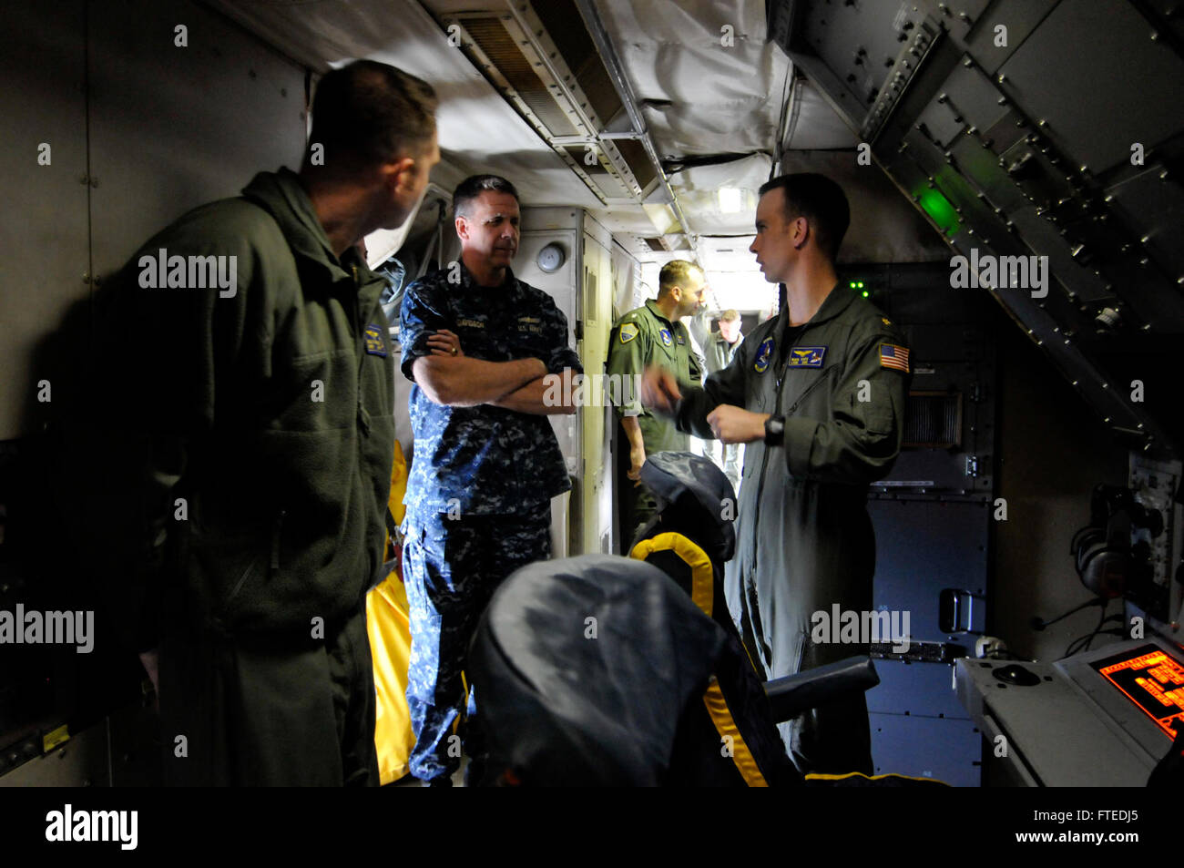 Navy tactical air control center hi-res stock photography and images ...