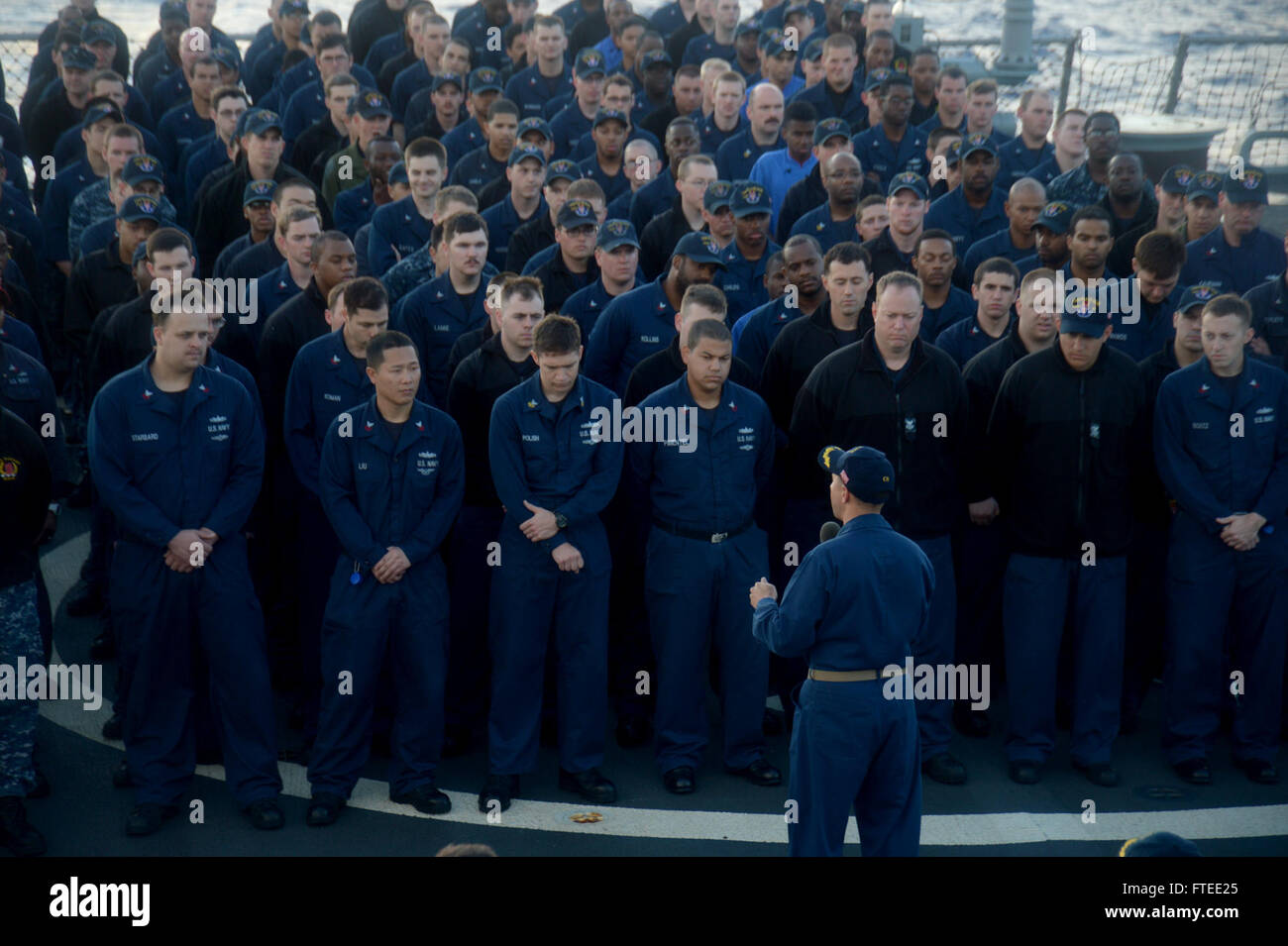 U s military officer conducts hi-res stock photography and images - Alamy