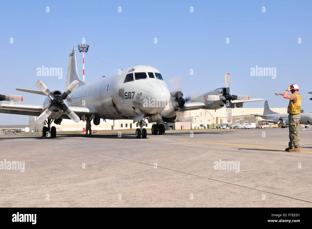 Class separation hi-res stock photography and images - Alamy