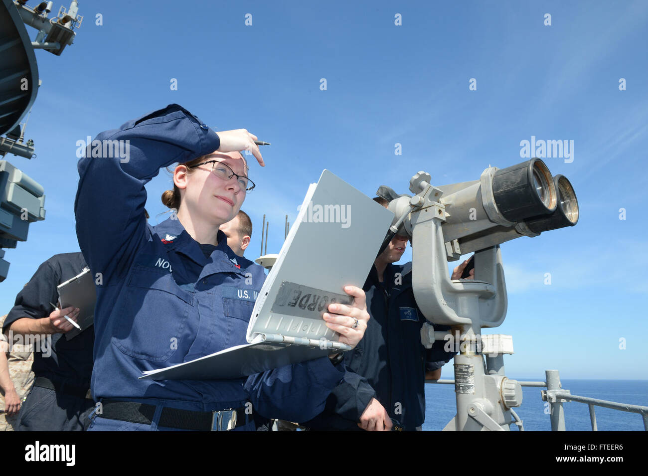 U s navy intelligence specialist 2nd hi-res stock photography and ...