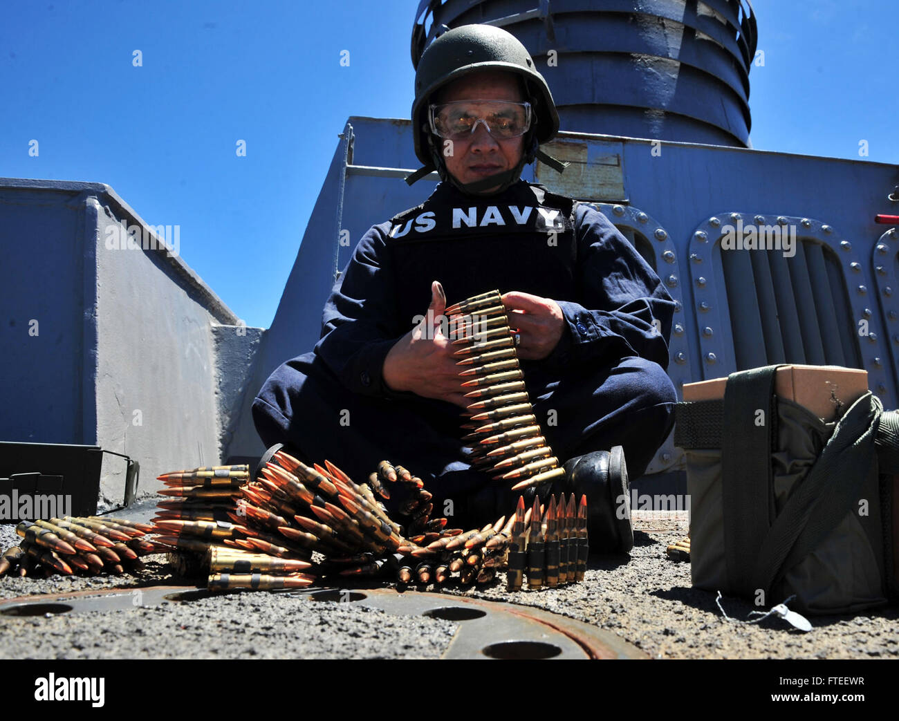 50 caliber machine gun hi-res stock photography and images - Alamy