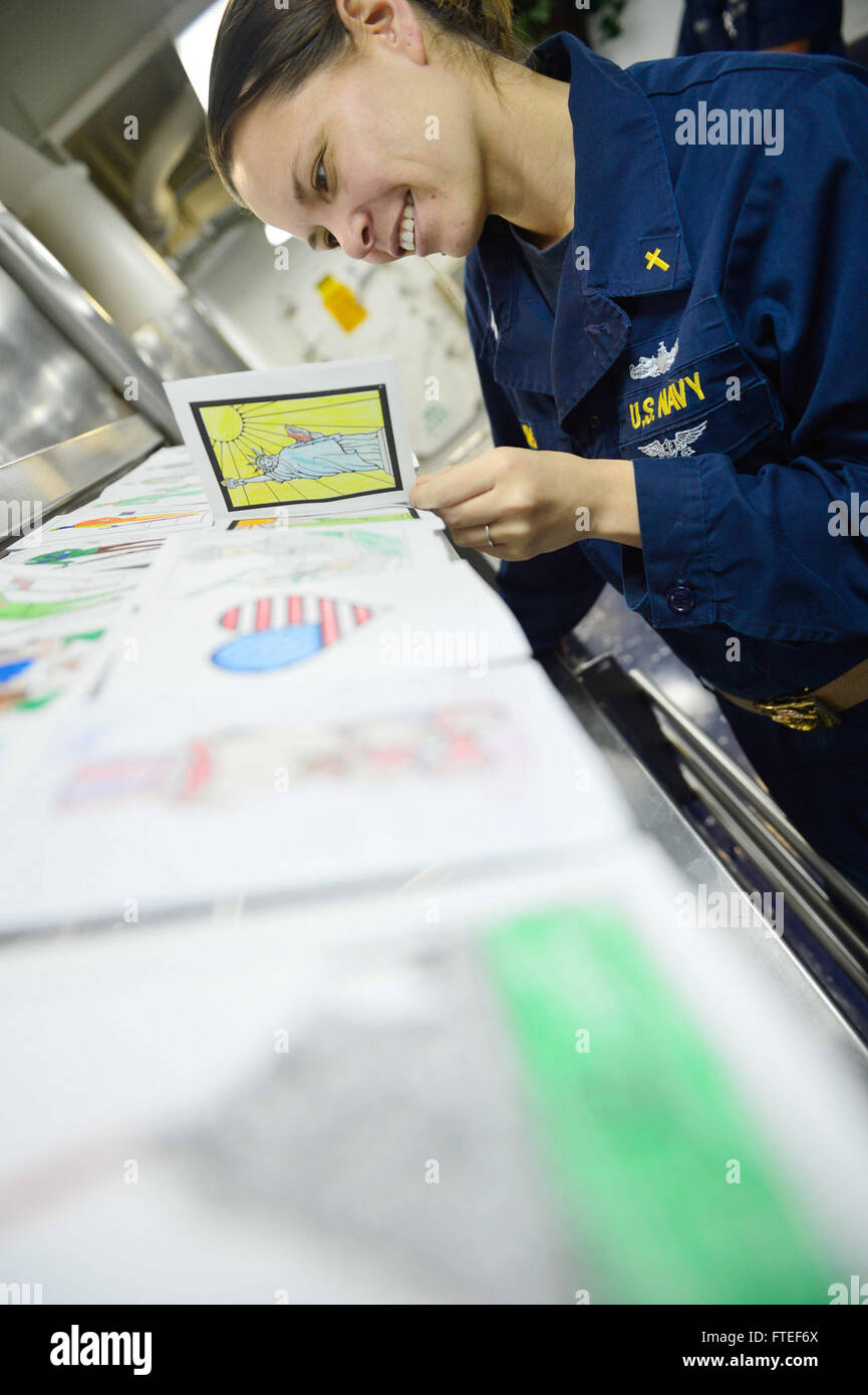 Mess service hi-res stock photography and images - Alamy