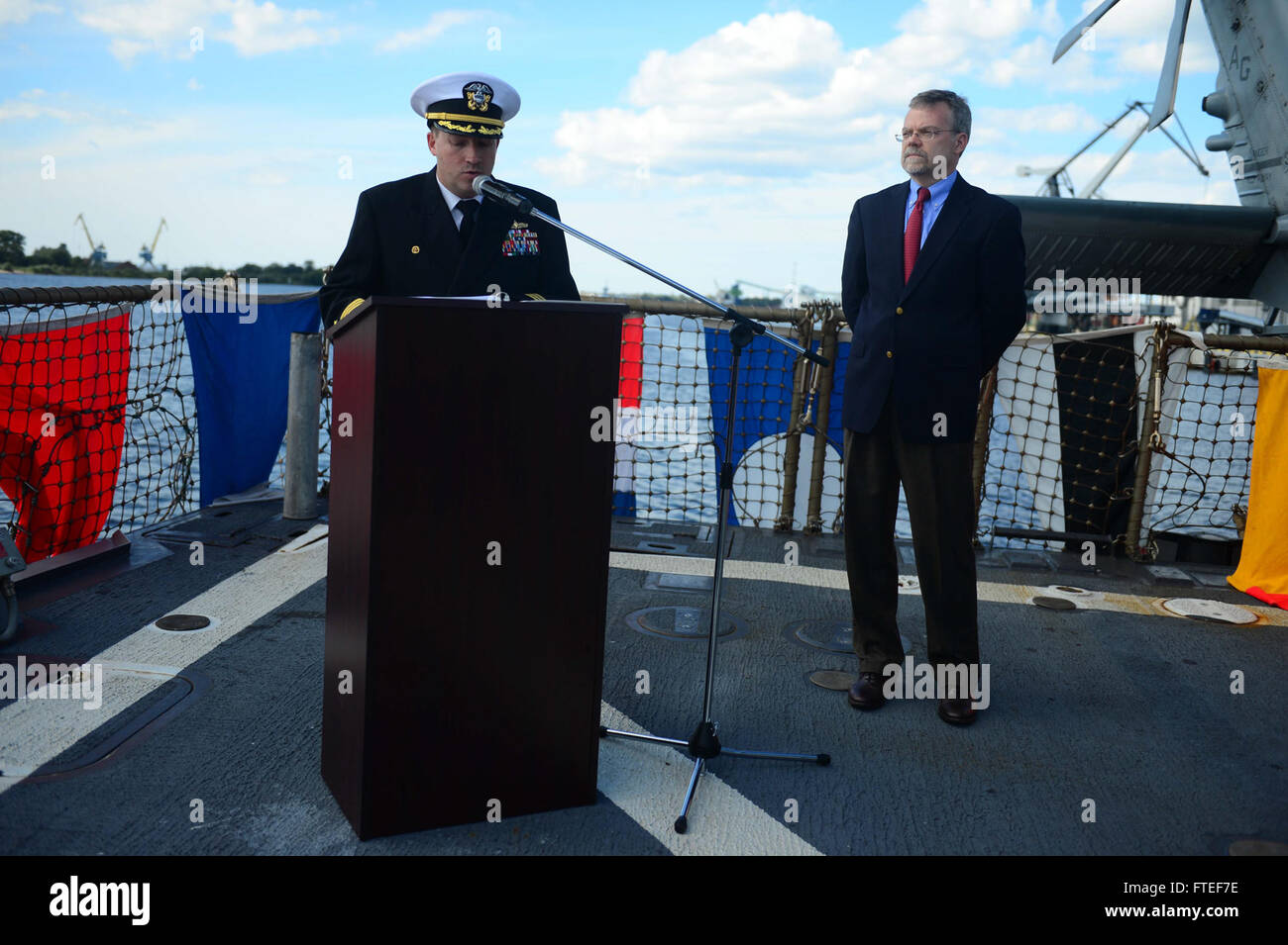 Cmdr. Brian Diebold, commanding officer of the USS Oscar Austin (DDG 79 ...