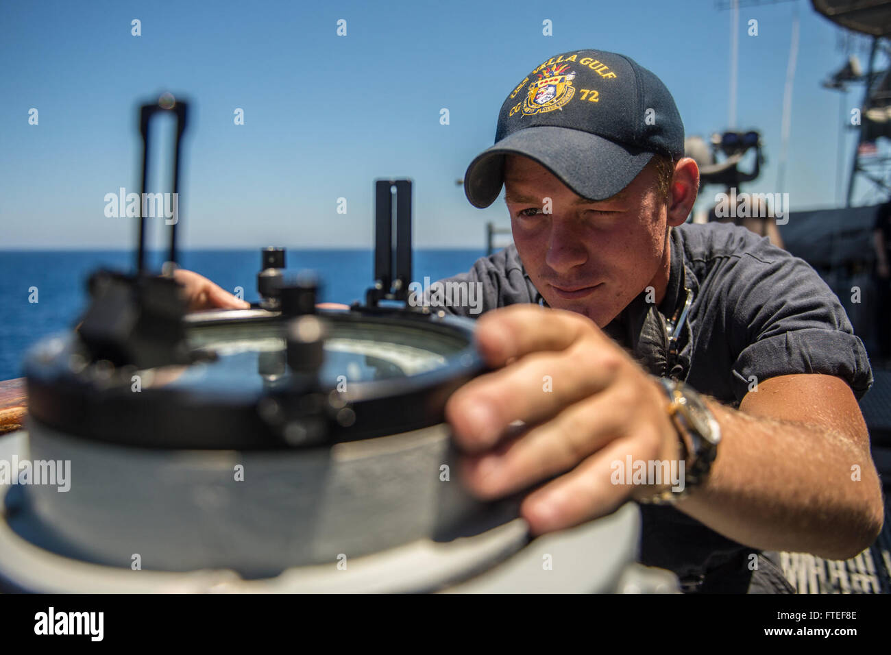 Uss cunningham hi-res stock photography and images - Alamy