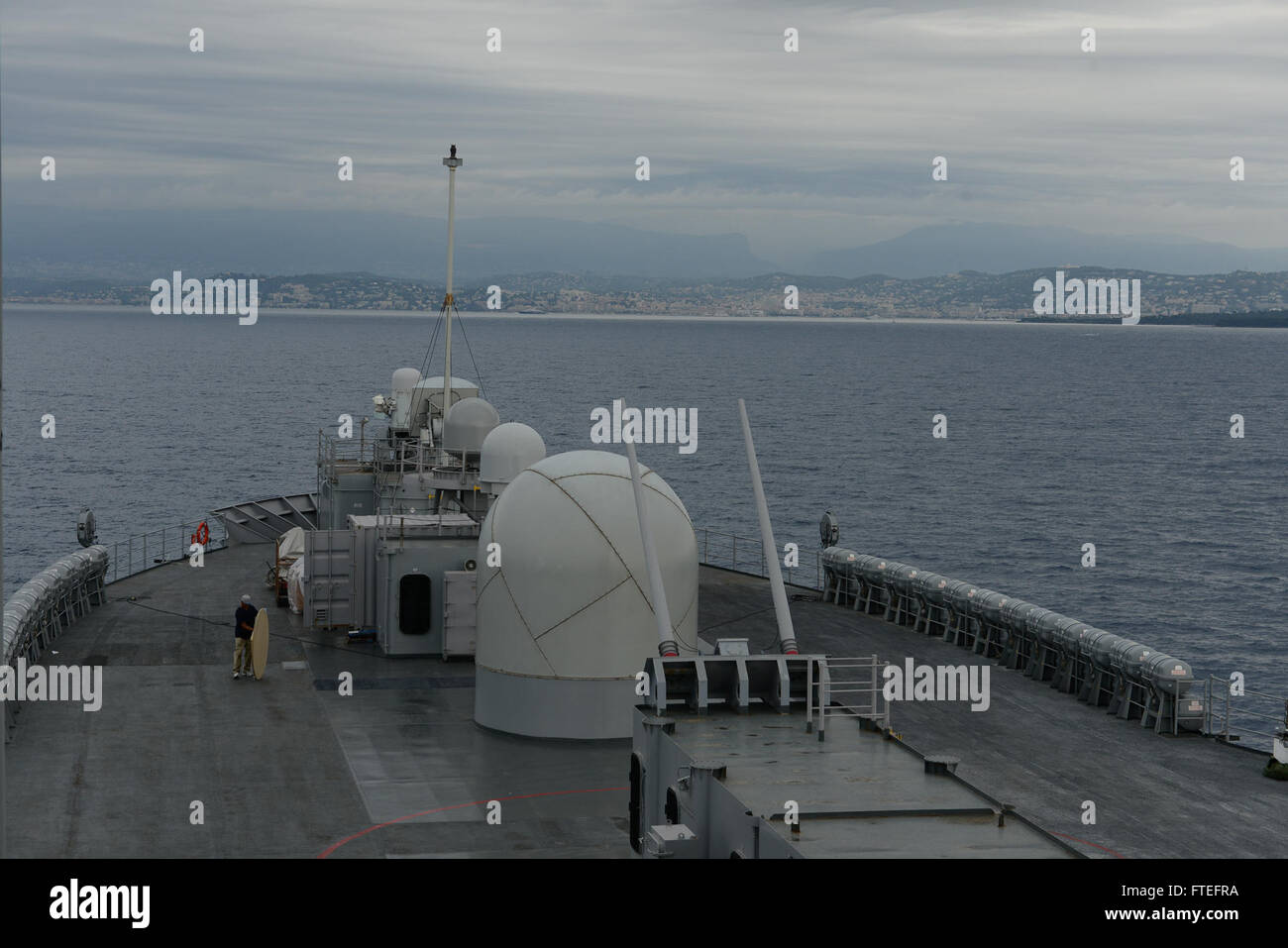 140813-N-UE250-028 GULF OF NAPOULE (Aug. 13, 2014) The U.S. 6th Fleet ...