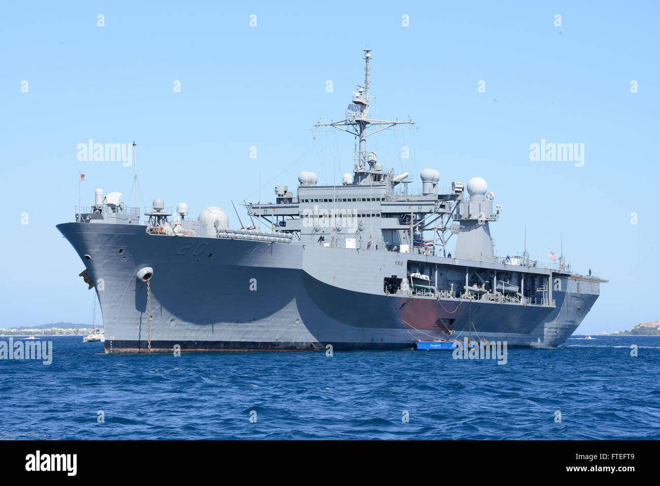 The USS Mount Whitney (LCC 20), a command and control ship of the U.S ...