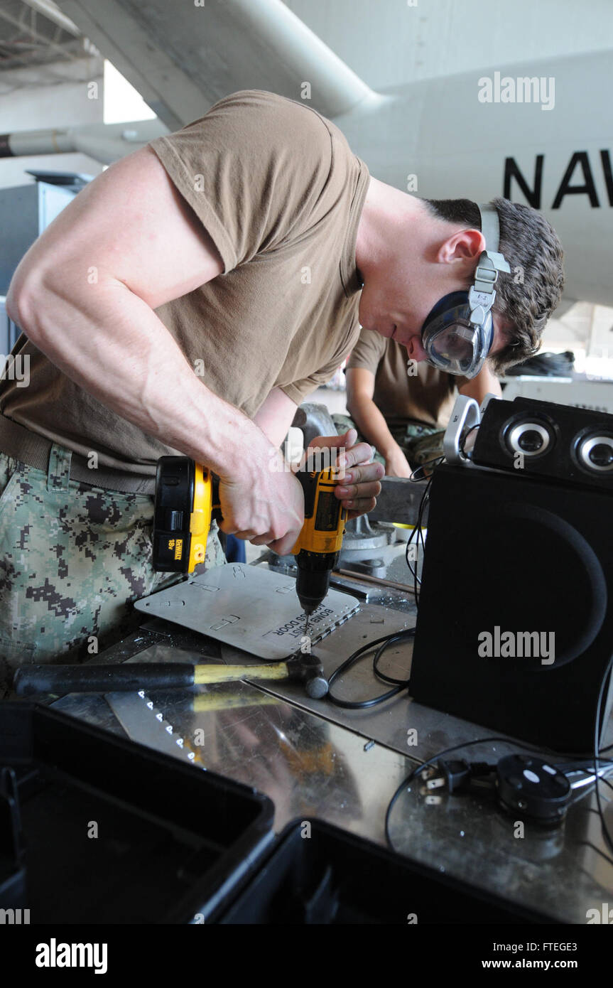 Bomb hoist hi-res stock photography and images - Alamy