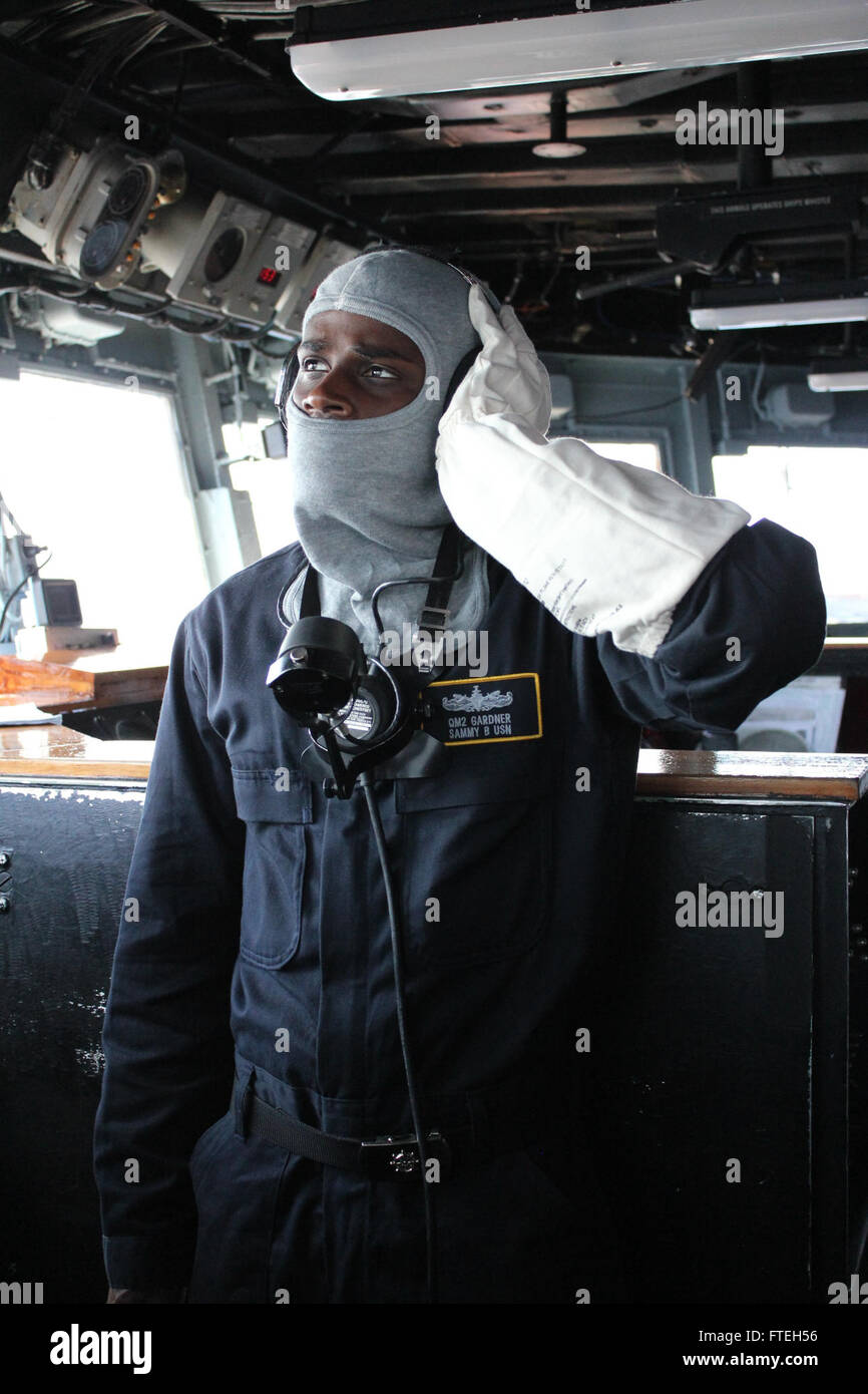 U s navy quartermaster 2nd class hi-res stock photography and images ...