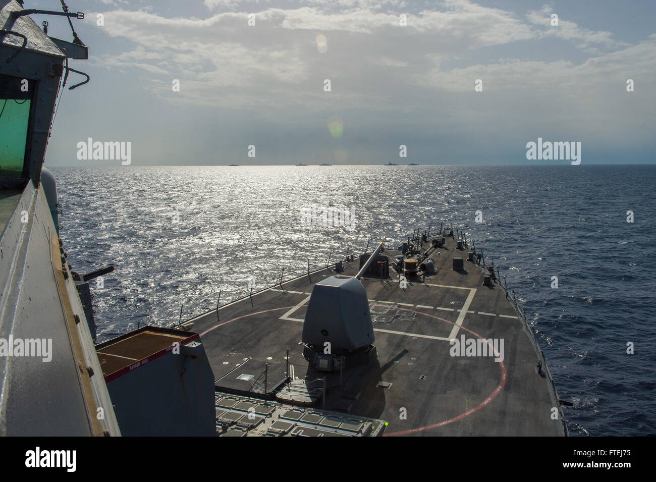 The USS Cole (DDG 67), an Arleigh Burke-class guided-missile destroyer ...