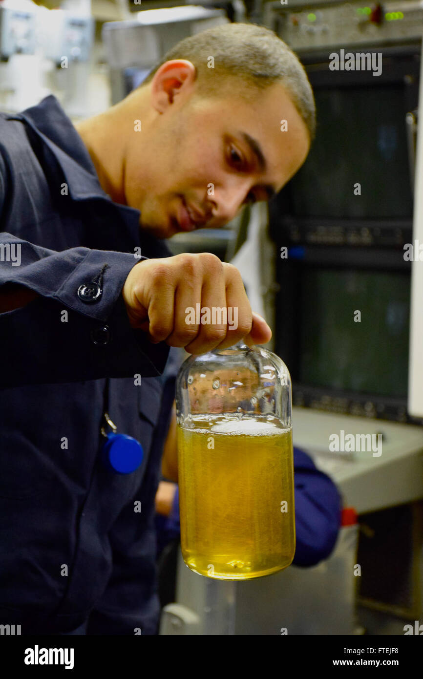 Gas turbine technician mechanical fireman hi-res stock photography and ...