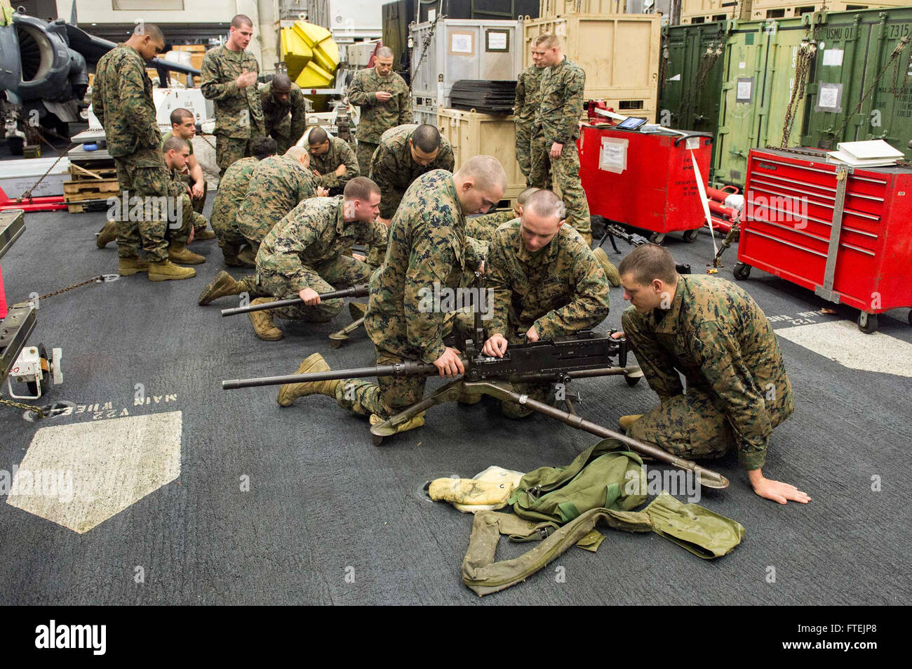 From the 24th marine expeditionary unit hi-res stock photography and ...