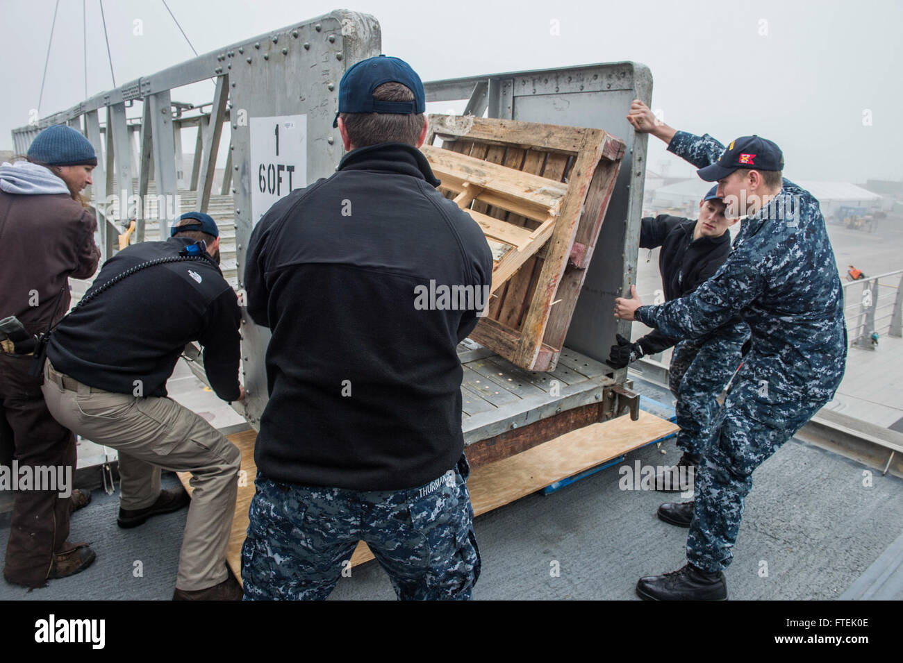 Usns spearhead jhsv joint hi-res stock photography and images - Alamy