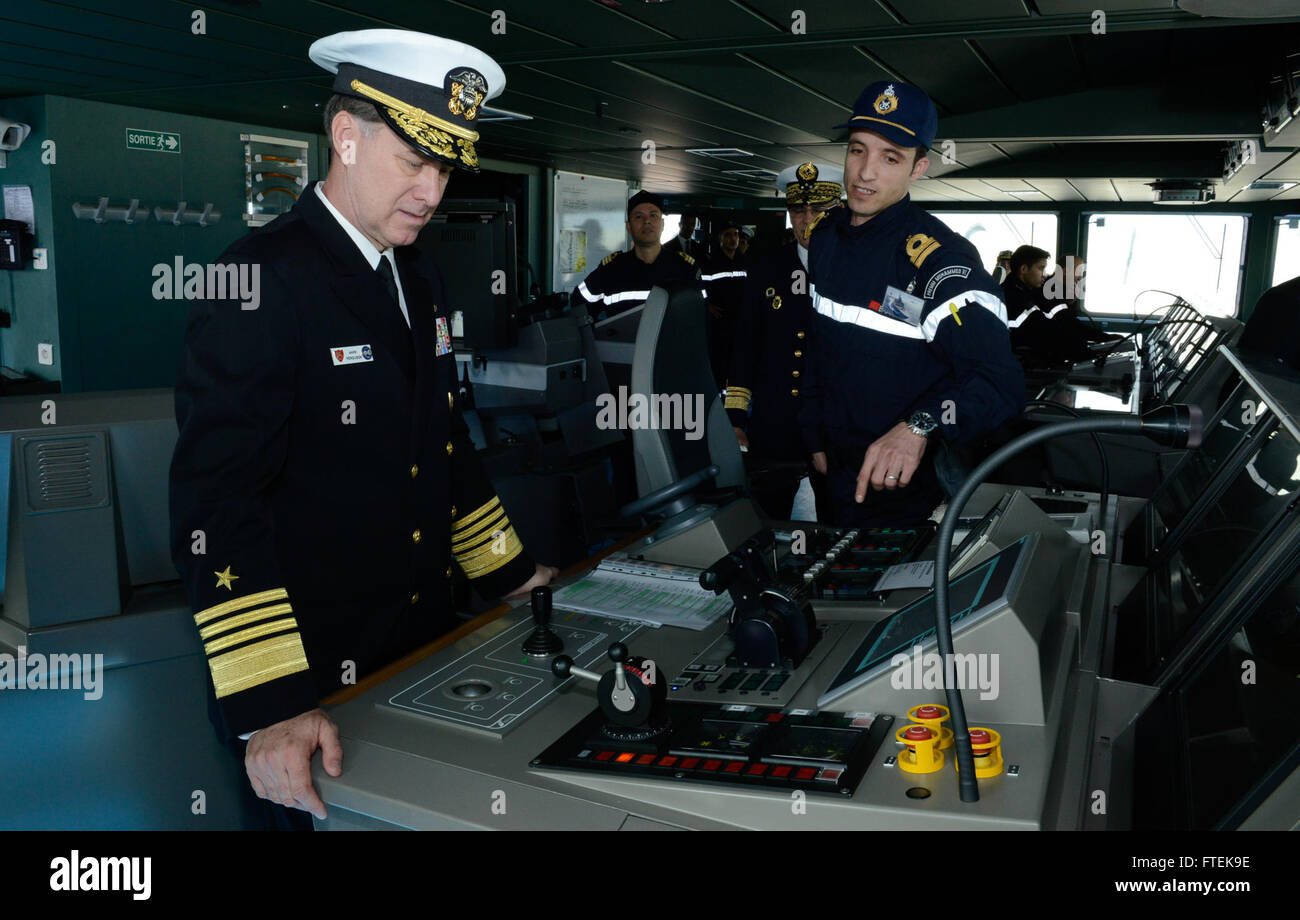 Moroccan navy frigate hi-res stock photography and images - Alamy