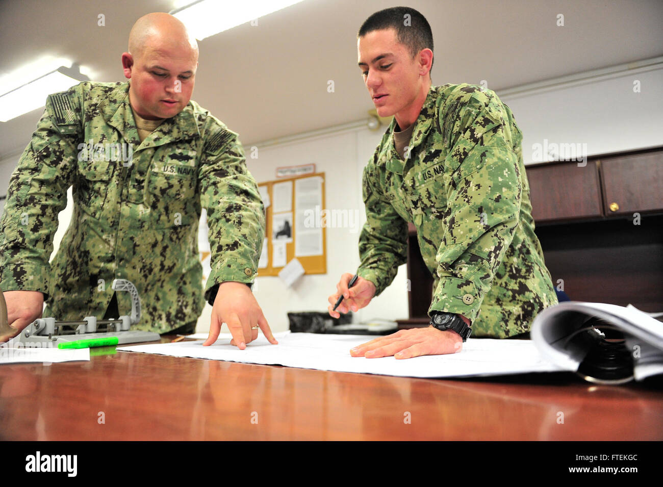 Naval construction project hi-res stock photography and images - Alamy