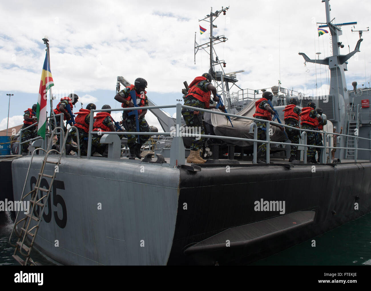 Mauritius military movement hi-res stock photography and images - Alamy