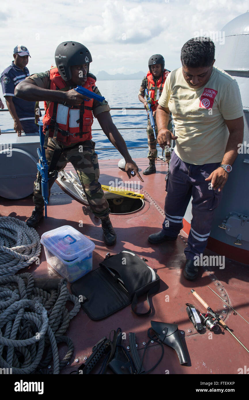 Piracy in the indian ocean hi-res stock photography and images - Alamy