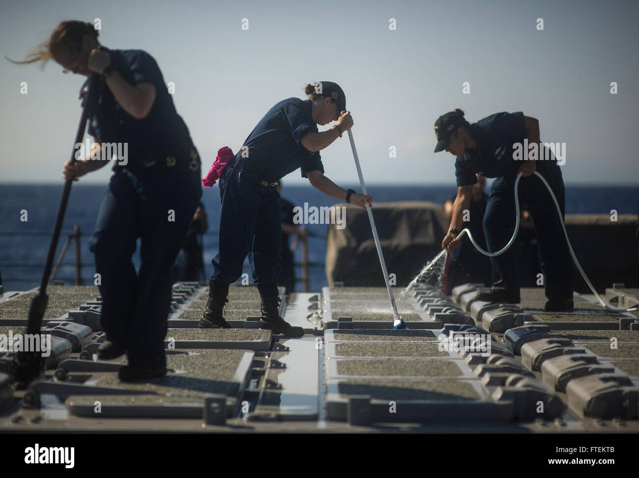 The USS Barry (DDG 52), an Arleigh Burke-class guided-missile destroyer ...