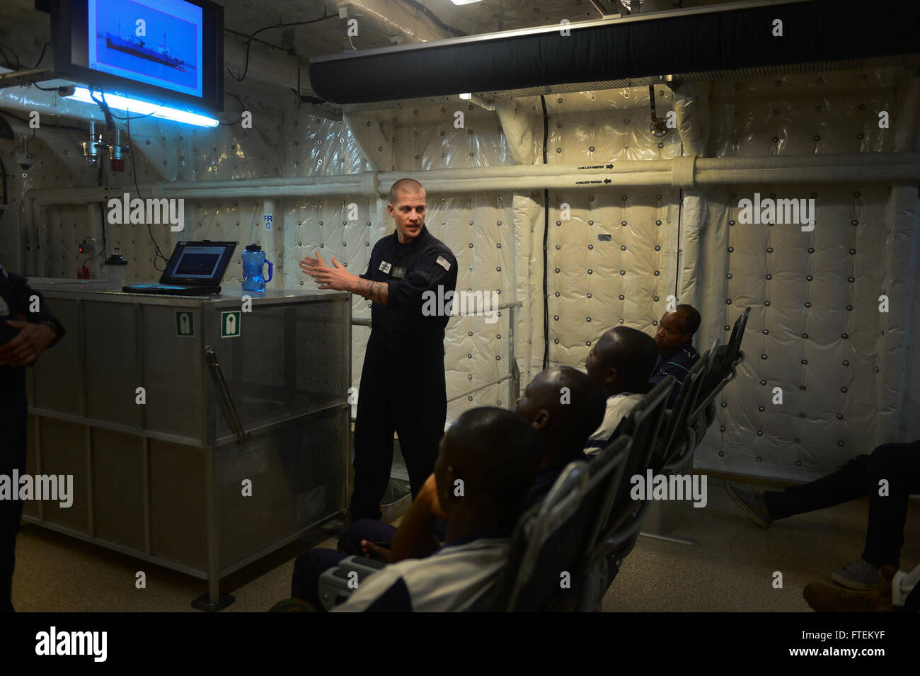 Naval education and training security hi-res stock photography and ...