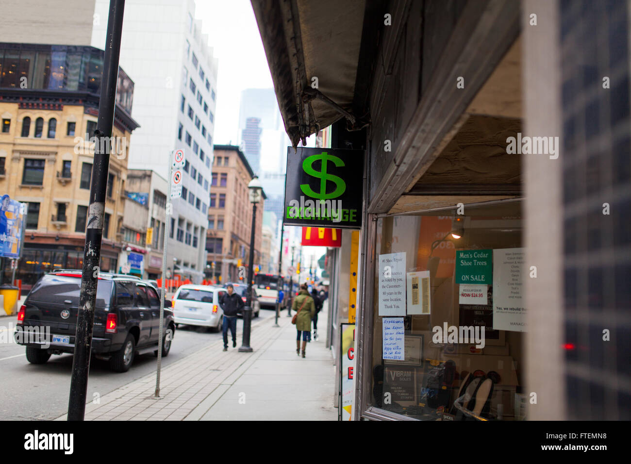 street view of busy street in Toronto Stock Photo - Alamy