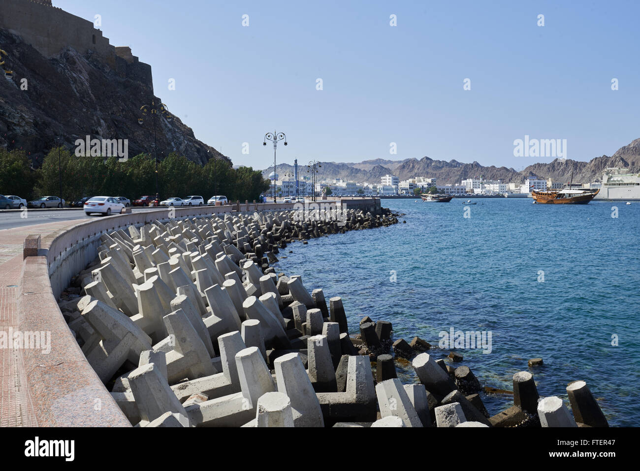 Concrete tetrapods used for coastal protection Stock Photo - Alamy