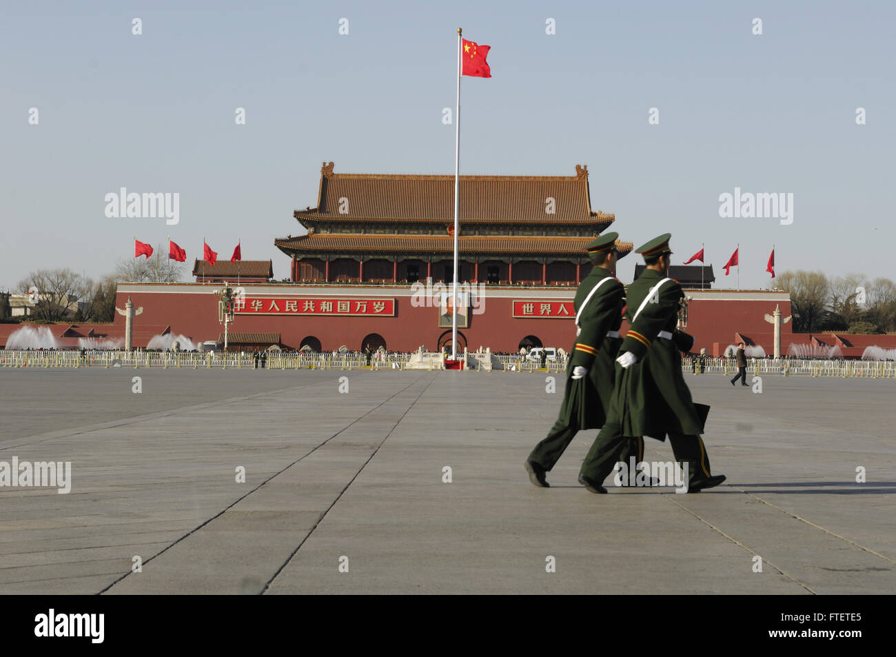 Sentry guard hi-res stock photography and images - Alamy