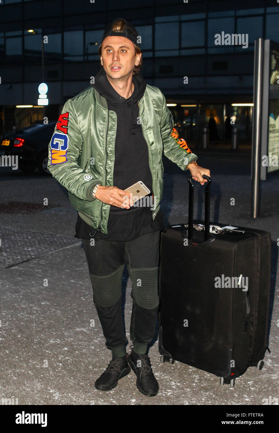 Jonathan Cheban and his girlfriend Anat Popovsky arrive at Heathrow ...