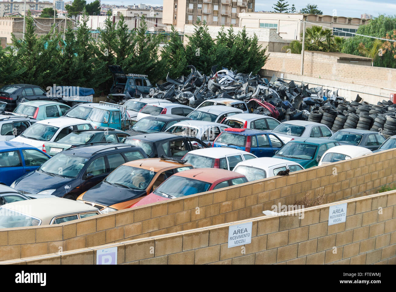 Expanse of cars in demolition. Ready for recycling or destruction Stock ...