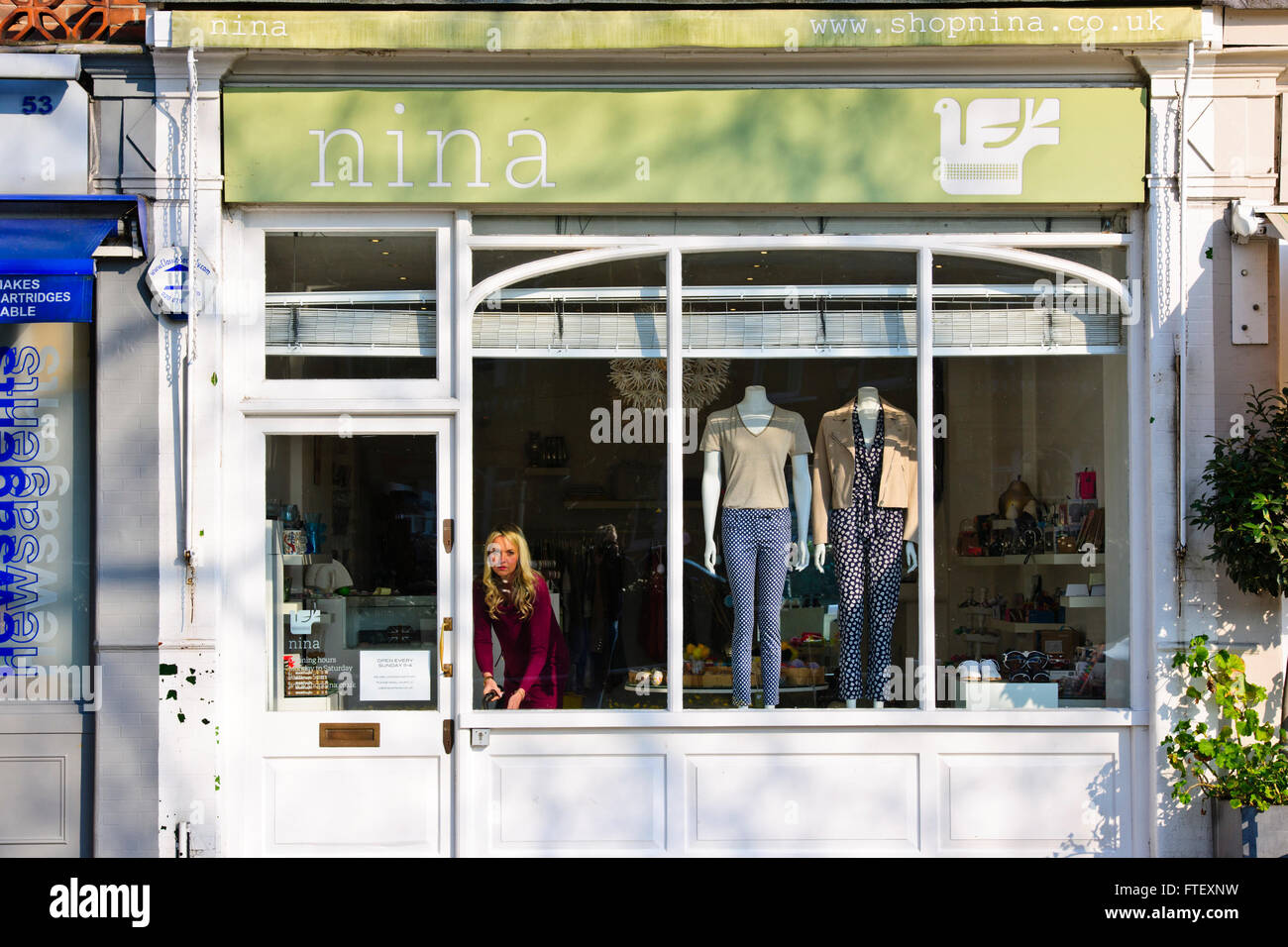 Barnes Village,Food,Cafes,Shops,Estate Agents,Barnes Pond,Green,Pubs ...