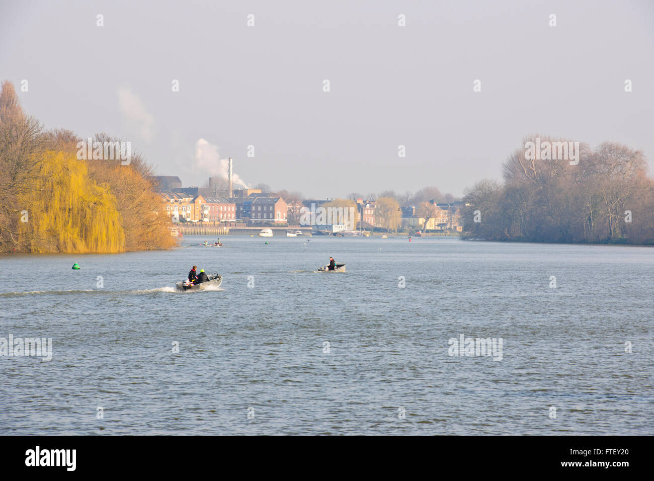 Barnes Village,Food,Cafes,Shops,Estate Agents,Barnes Pond,Green,Pubs ...