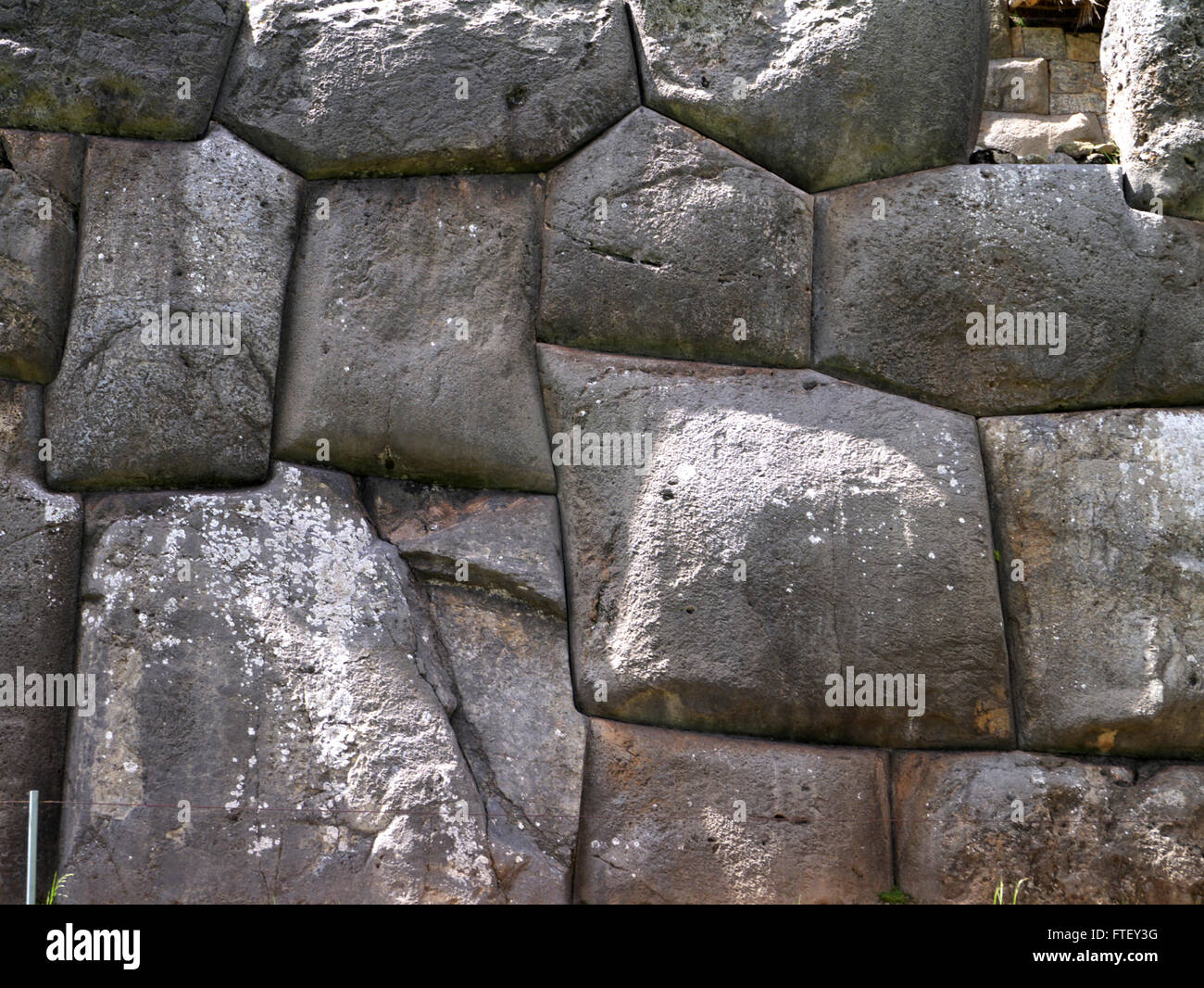 Stones walls built by the Incas with no mortar at Machu Picchu Stock ...