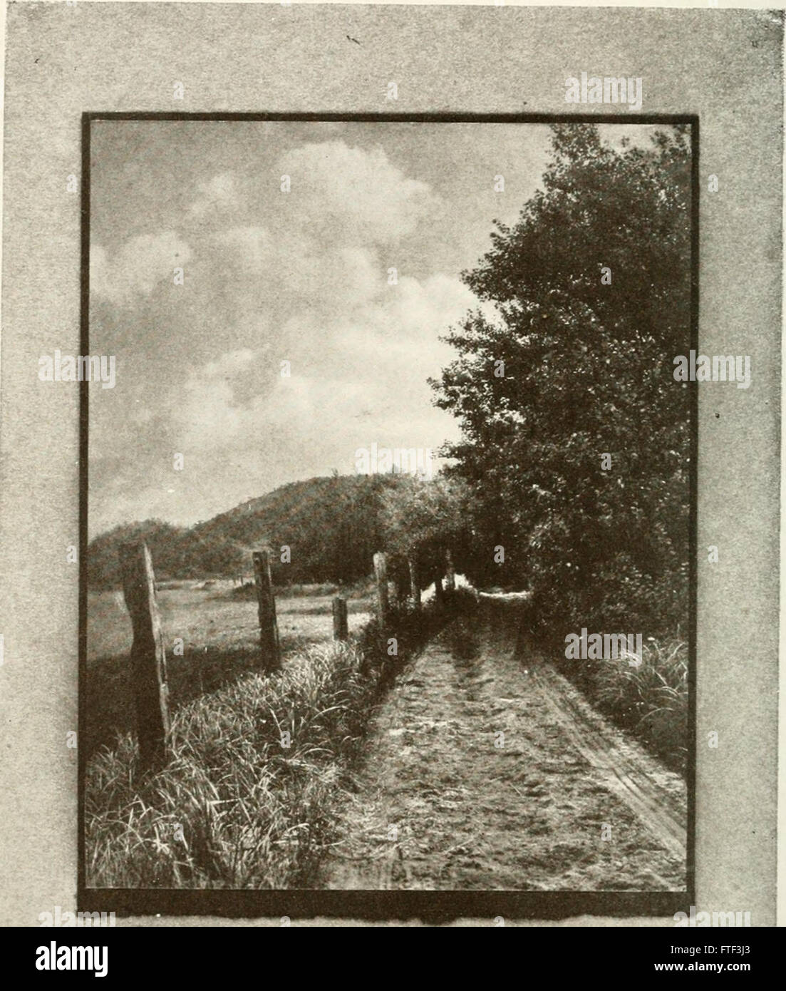 A comprehensive guide from 1909 on practical photography, offering self-instruction for amateurs ...